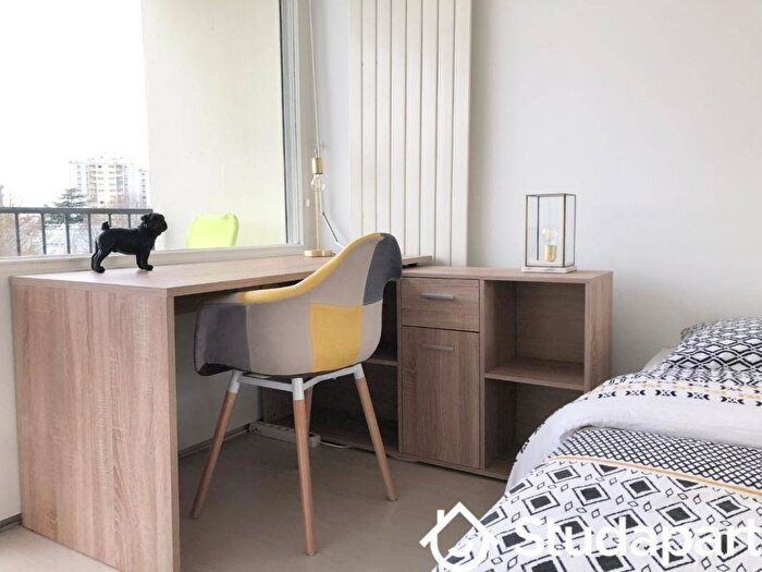 Appartement à louer - Bras de Fer-Tourelles, Évry-Courcouronnes - 1 pièce - 1 chambre