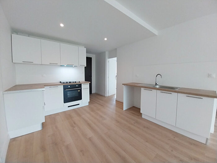 Pessac, Compostelle, La Paillère : Appartement 3 pièces à louer