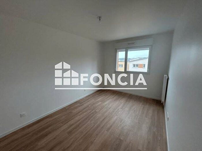 Appartement à louer - Le Hamelet-La Roquette-Les Monts, Louviers - 3 pièces - 2 chambres