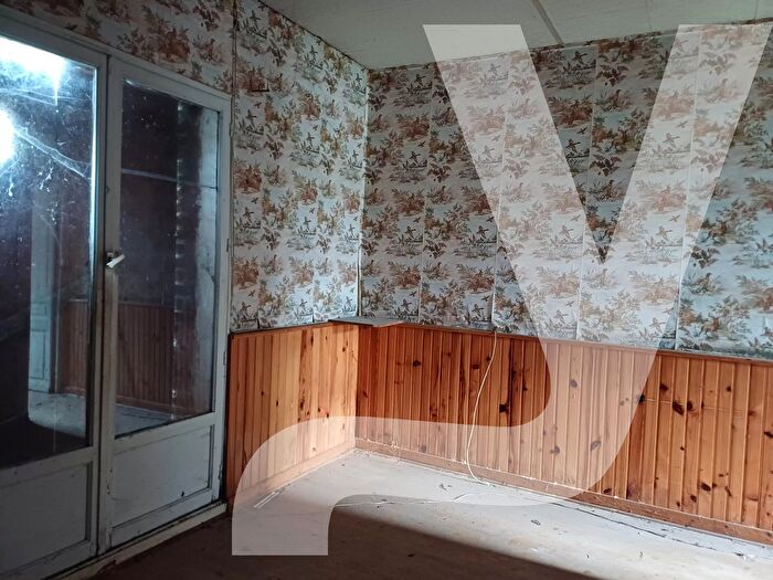 Maison à vendre - Saint-Étienne-du-Rouvray, RMM Sud, Etang - 4 pièces - 2 chambres