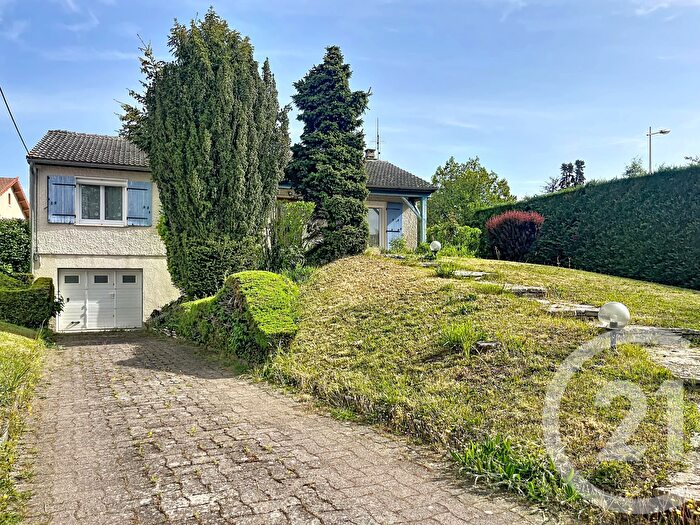 Maison à vendre - Mozac - 8 pièces - 5 chambres