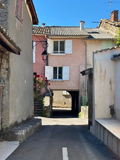 Maison 4 pièces à vendre à Le Brusquet