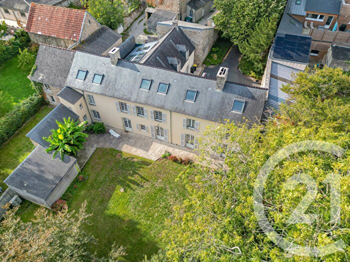 Maison 12 pièces à Saint-Sauveur-le-Vicomte, à vendre