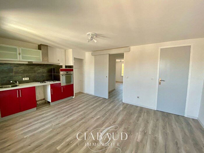 Bouc-Bel-Air - Appartement 2 pièces à louer