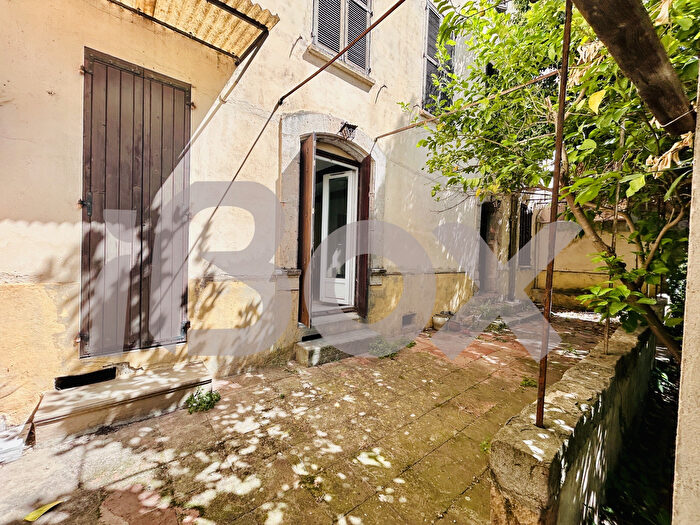 Cuers - Appartement 7 pièces à vendre