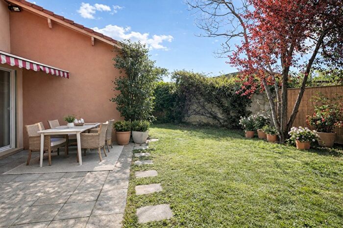 Villefranche-sur-Saône, Nord Est : Maison 6 pièces à vendre