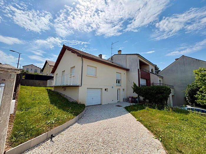 Maison 4 pièces à louer à Châtillon, Savoie, Brossolette
