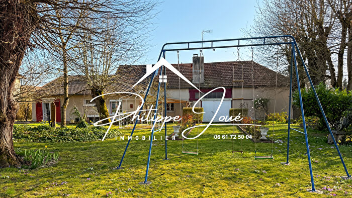 Maison à vendre - Villeneuve-lArchevêque - 4 pièces - 3 chambres