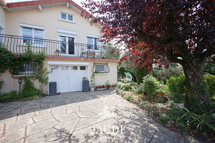 Vertaizon - Maison 8 pièces à vendre
