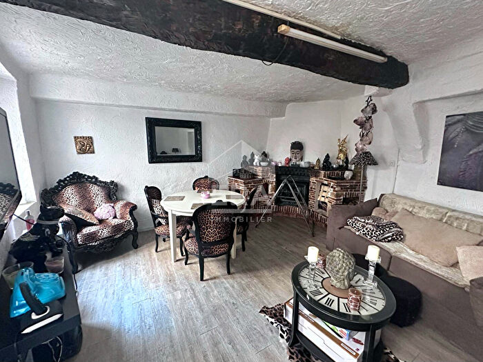 Maison à vendre - Vence, Centre-ville - 3 pièces - 2 chambres