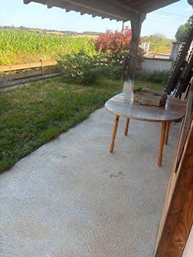 Maison 2 pièces à Confrançon, à louer