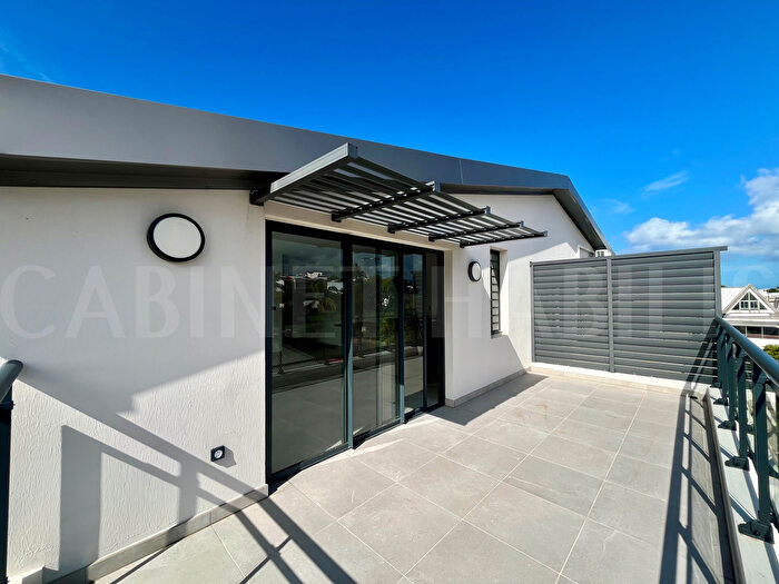 Appartement à louer - Saint-Pierre, Centre-ville - 3 pièces - 2 chambres