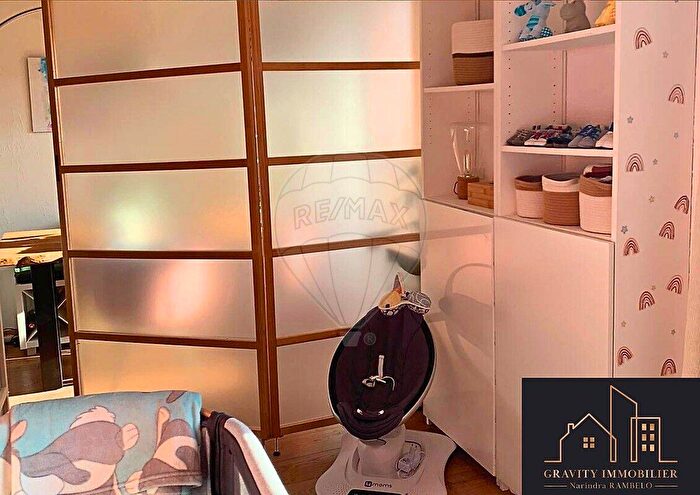 Appartement à louer - Courcouronnes - 2 pièces - 1 chambre