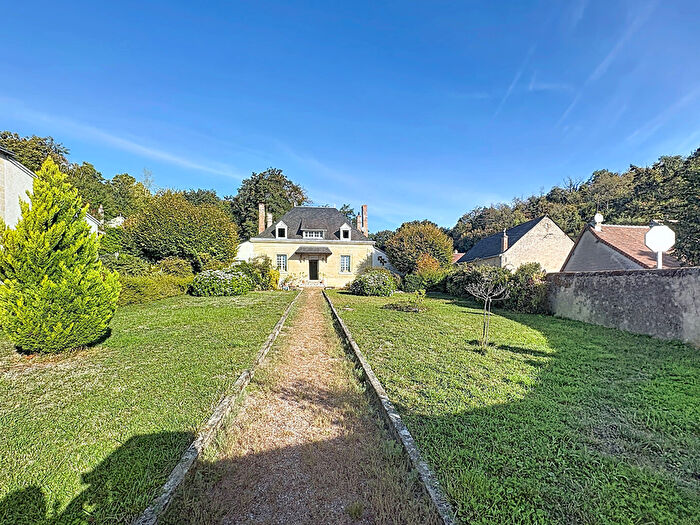 Nazelles-Négron : Maison 4 pièces à vendre