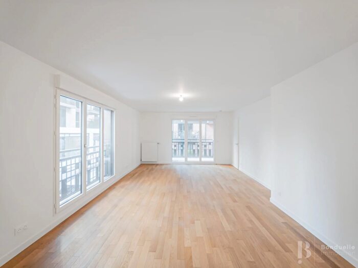 Appartement à louer - Courbevoie, Marceau République - 2 pièces - 1 chambre