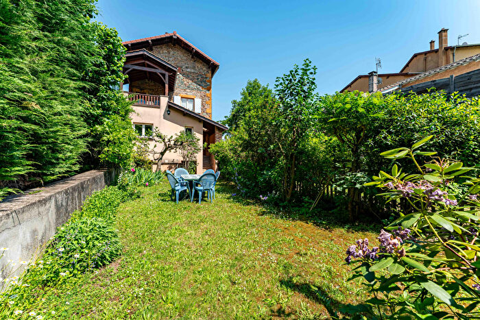 Pontcharra-sur-Turdine - Maison 8 pièces à vendre