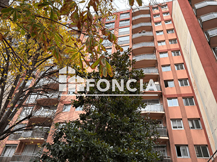 Appartement à vendre - Paris e , La Villette, Porte de Pantin - 2 pièces - 1 chambre