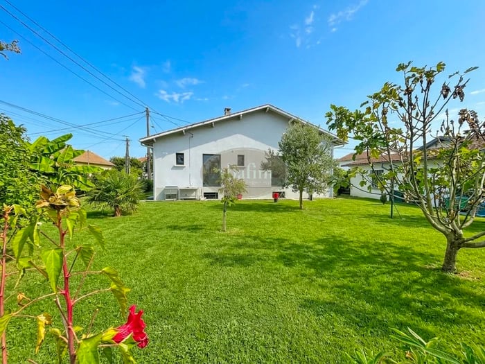 Maison 6 pièces à vendre à Tarbes