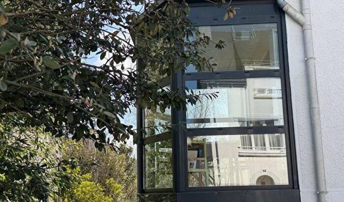 Maison à vendre - Quimper - 8 pièces - 6 chambres