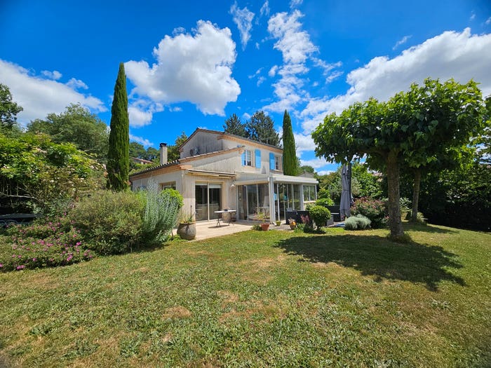 Maison 4 pièces à vendre à Roumégoux