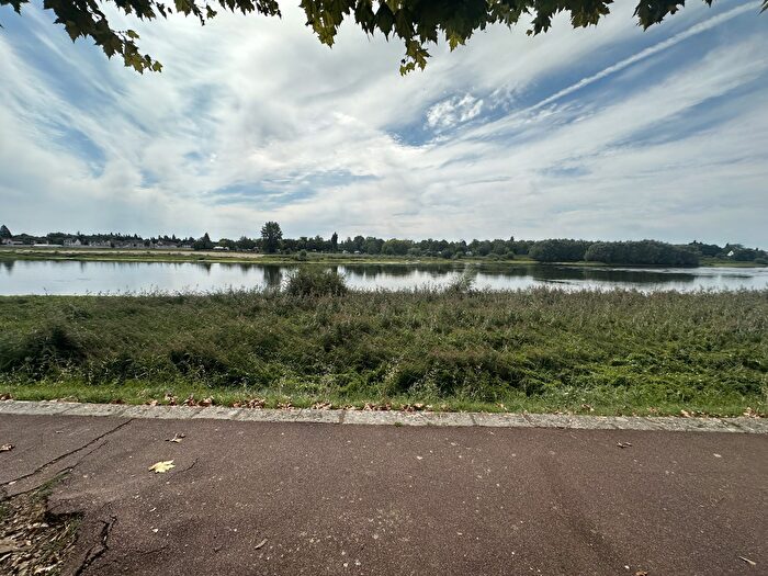 Maison à vendre - Gien, Centre-ville - 5 pièces - 4 chambres