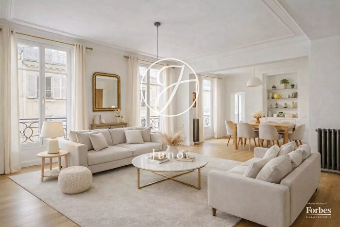 Paris 6ème, Odéon, Mabillon - Appartement 4 pièces à vendre