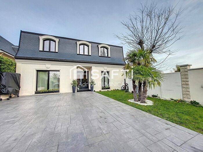 Maison à vendre - Le Plessis-Trévise, Marbeau, Coeuilly - 8 pièces - 5 chambres