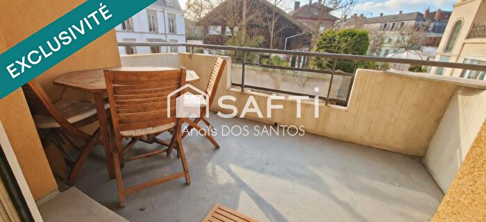 Appartement à vendre - Sélestat, Proche centre-ville - 3 pièces - 2 chambres