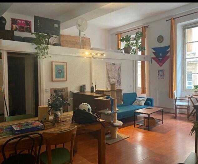 Appartement à louer - Bordeaux - 3 pièces - 2 chambres