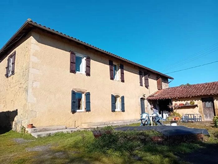 Maison à vendre - Seissan - 4 pièces - 3 chambres