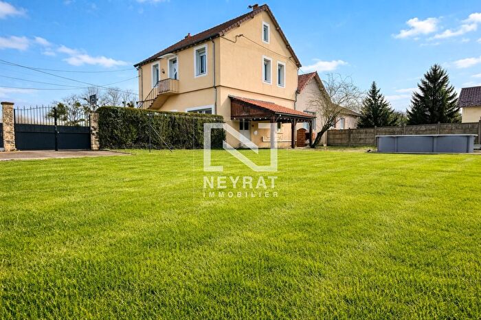 Maison à vendre - Ciry-le-Noble - 6 pièces - 4 chambres