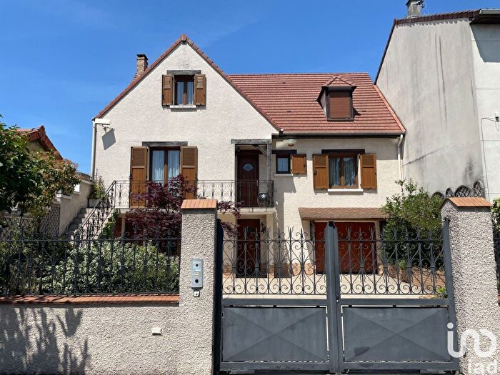Maison à vendre - Le Blanc-Mesnil - 7 pièces - 5 chambres