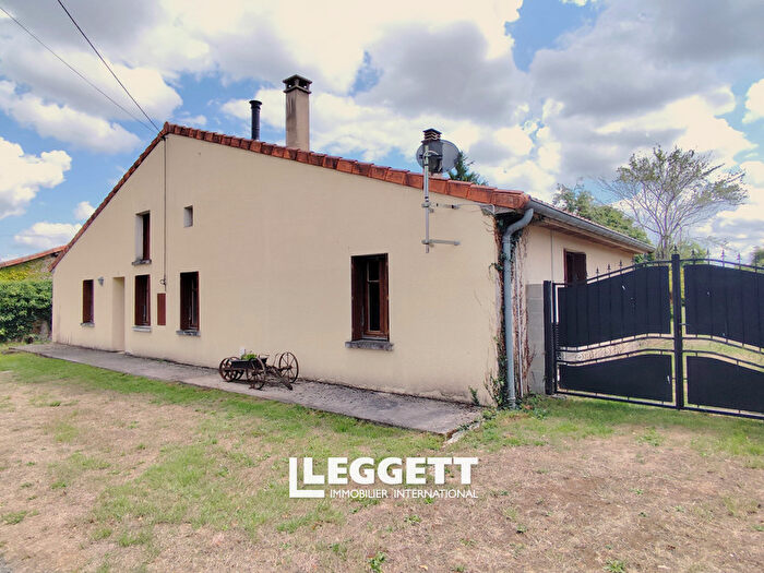 Maison à vendre - Saint-Claud - 5 pièces - 3 chambres