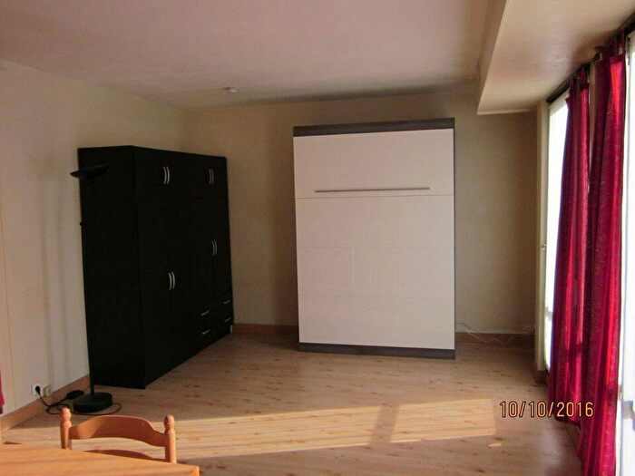 Hôtel de Ville, Créteil - Appartement 1 pièce à louer