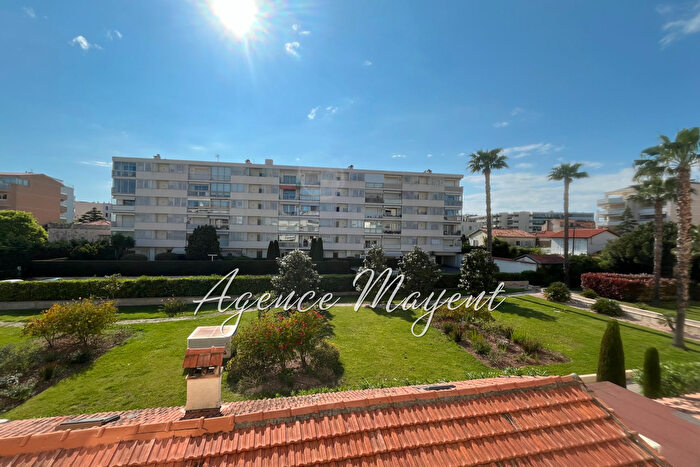 Cannes, Pointe Croisette - Appartement 3 pièces à vendre
