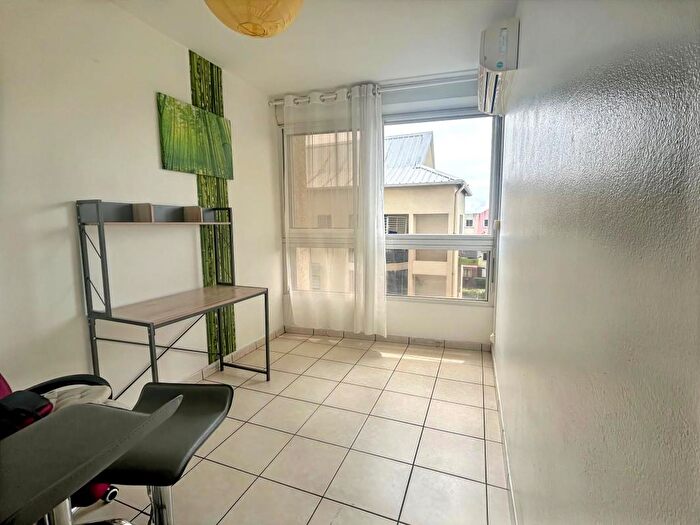 Appartement à louer - Saint-Denis, Le Chaudron, Sainte-Clotilde - 1 pièce