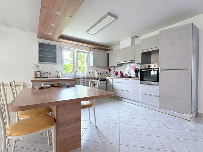 Beaumont-sur-Vesle : Maison 6 pièces à vendre