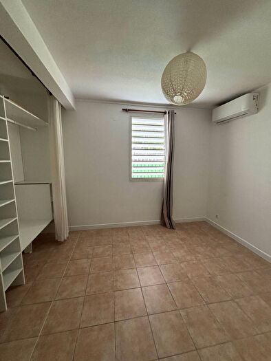 Appartement à louer - Baie-Mahault - 4 pièces - 3 chambres