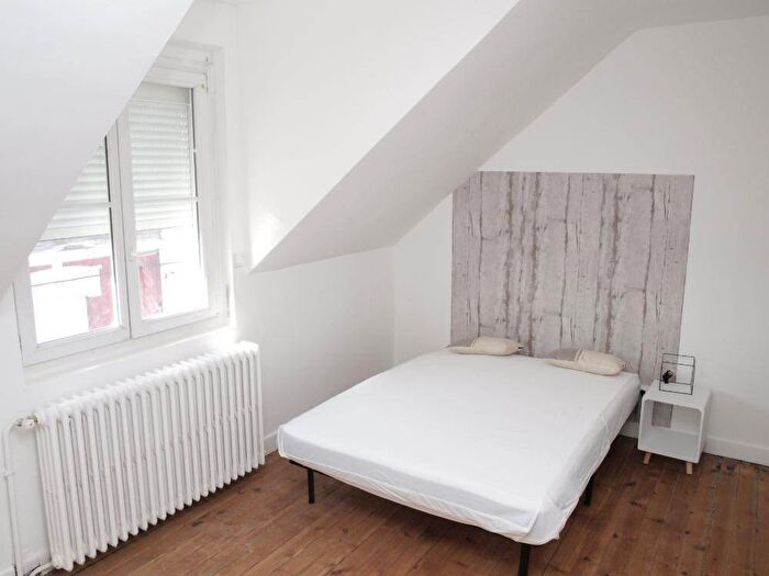 Maison à louer - Le Vermandois, Saint-Quentin - 6 pièces - 5 chambres