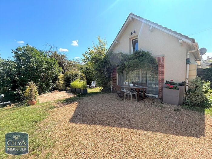 Maison à vendre - Maintenon - 2 pièces - 1 chambre