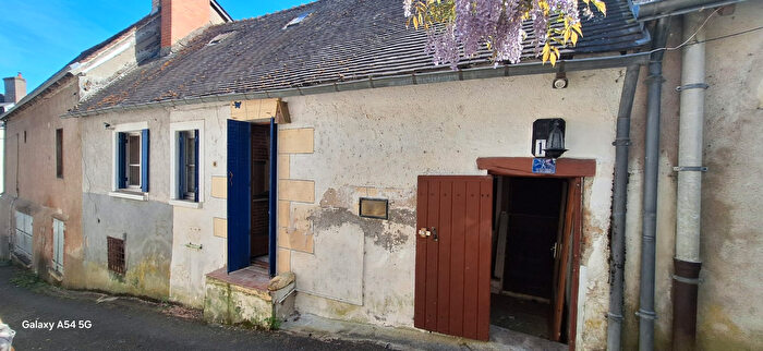 Chaumont-sur-Loire : Maison 2 pièces à vendre