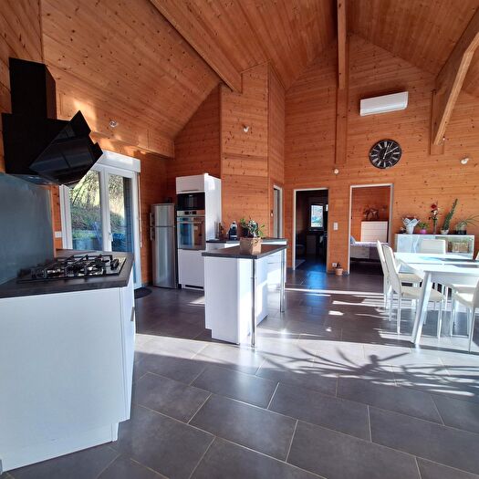 Maison 5 pièces à vendre à Saint-Sernin-du-Bois