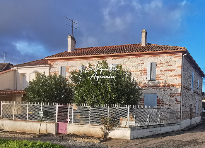 Maison à vendre - Goudourville - 8 pièces - 4 chambres