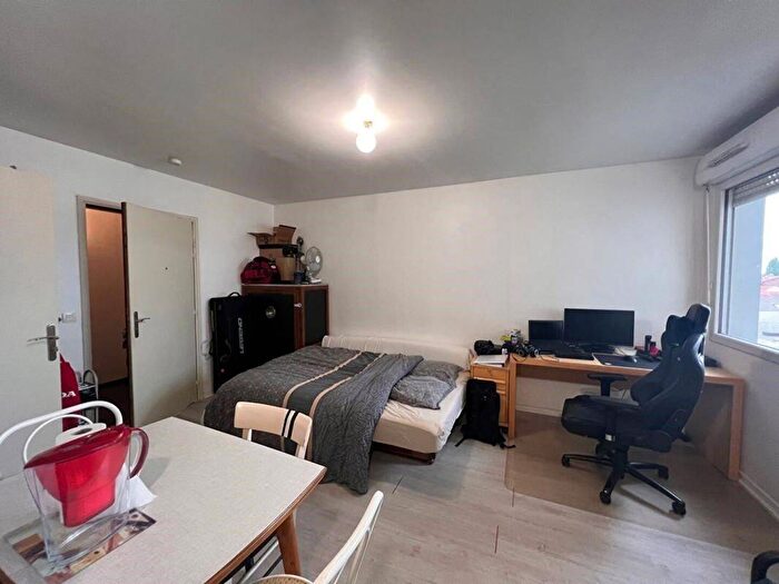 Baudouin République, Le Bourget : Appartement 1 pièce à louer