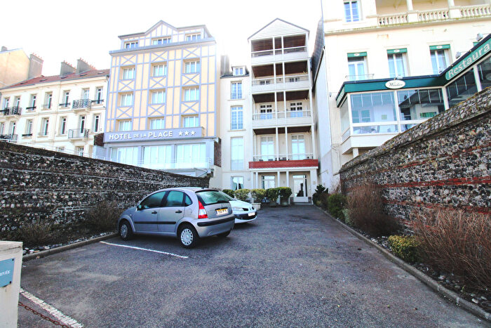 Appartement à louer - Dieppe, Centre-ville, Saint-Pierre, Chanzy - 2 pièces - 1 chambre