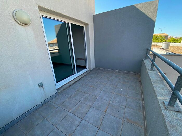 Maisons à vendre et appartements à louer - 1
