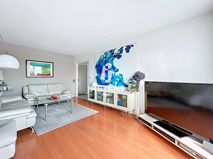 Créteil, Haut du Mont-Mesly : Appartement 5 pièces à vendre