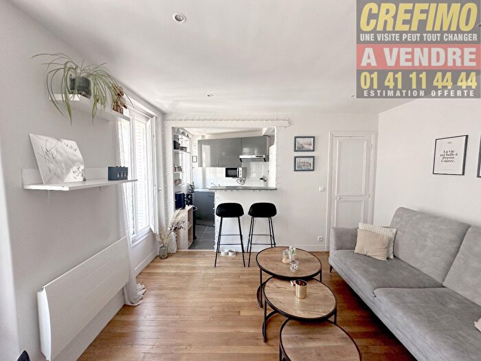 Appartement 2 pièces à Asnières-sur-Seine, Centre-ville, à vendre