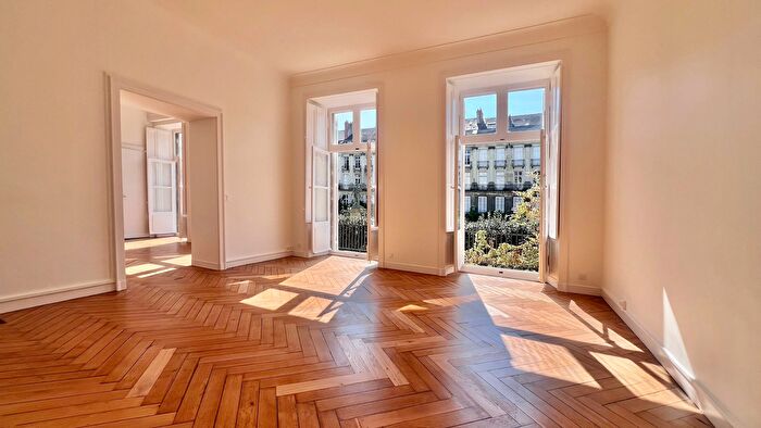 Appartement à louer - Nantes, Centre-ville - 4 pièces - 3 chambres