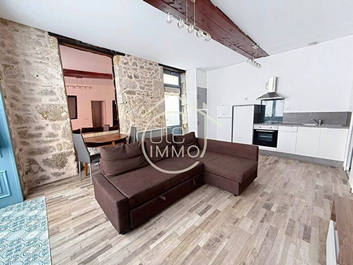 Appartement à louer - Pineuilh - 2 pièces - 1 chambre